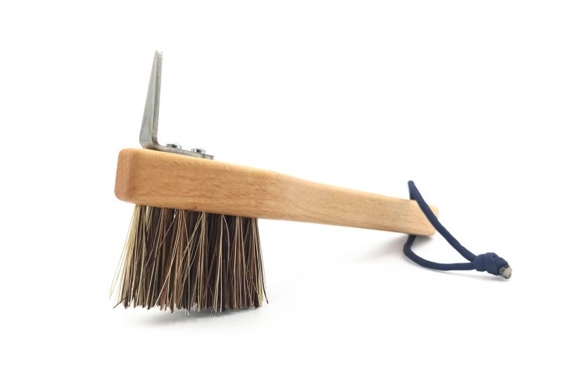 Ekwi Hufkratzer 2 in 1 - Pflegeutensil | VTG Tiergesundheit